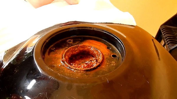 How To Clean A Motorcycle Gas Tank With Simple Tools